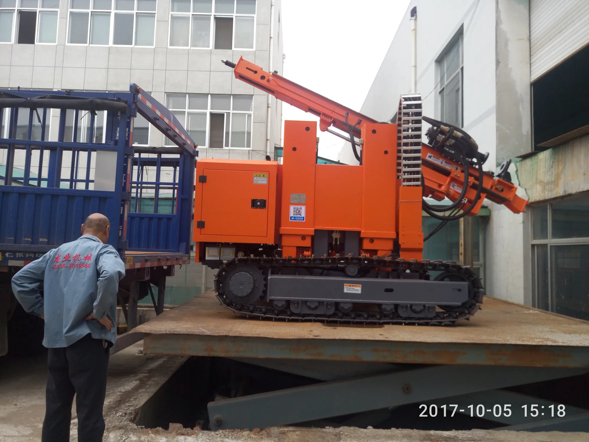 Large Slope Solar Dth Hammer Pile Driver Crash Barrier Post Installed ...