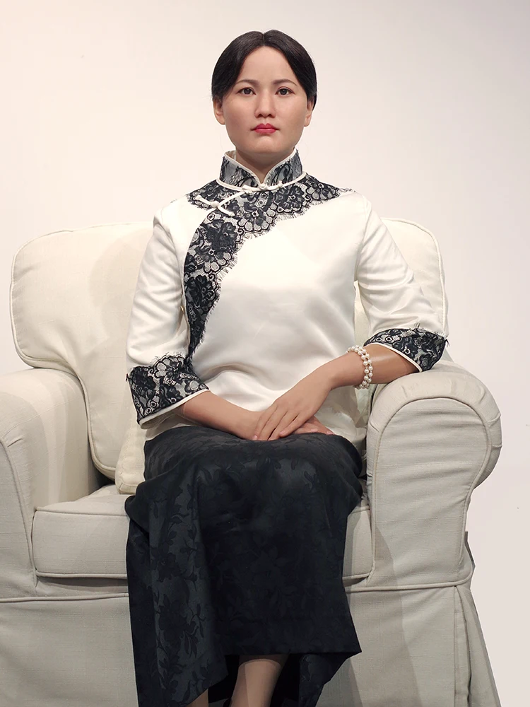 Customized Historical Female Human Size Silicone Rubber Statue ...