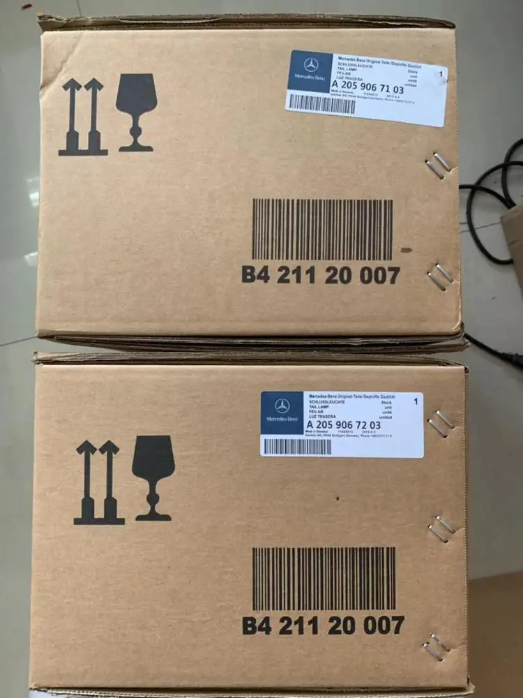 汽车备件尾灯/灯带标志的奔驰 W205 Oem A2059067103 A2059067203 - Buy 工厂价格自动尾灯，适用于奔驰 ...