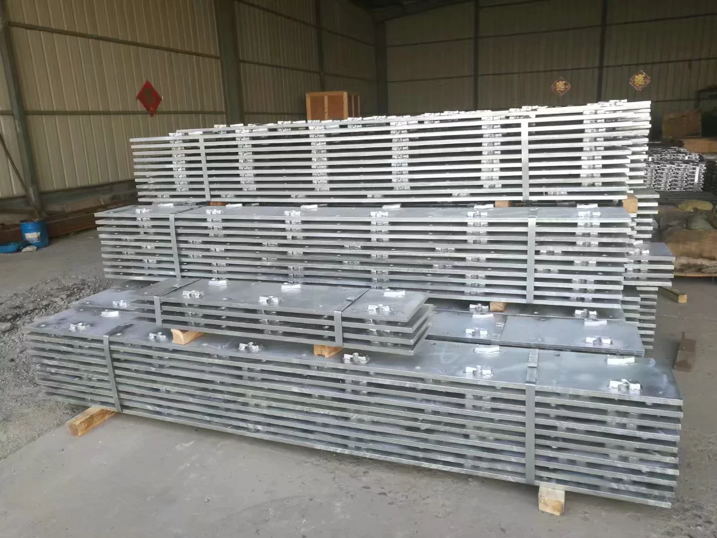 Q355B Q235B Steel Sole Plates for Crane Rail Installation