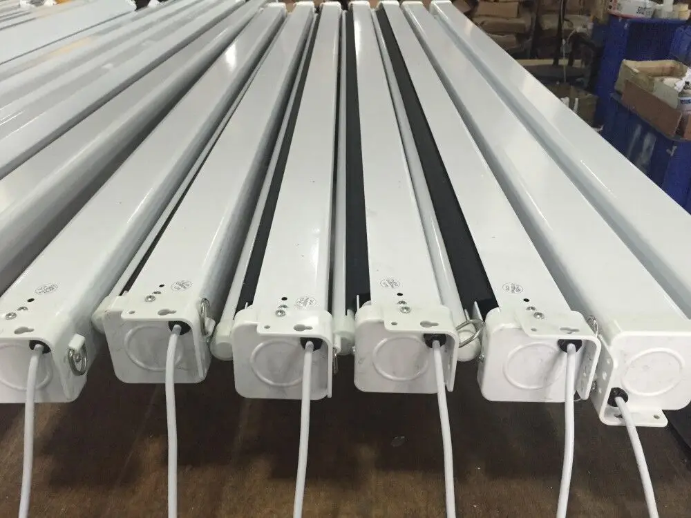 200 Inch Projector Screen - Motorized & Matt White