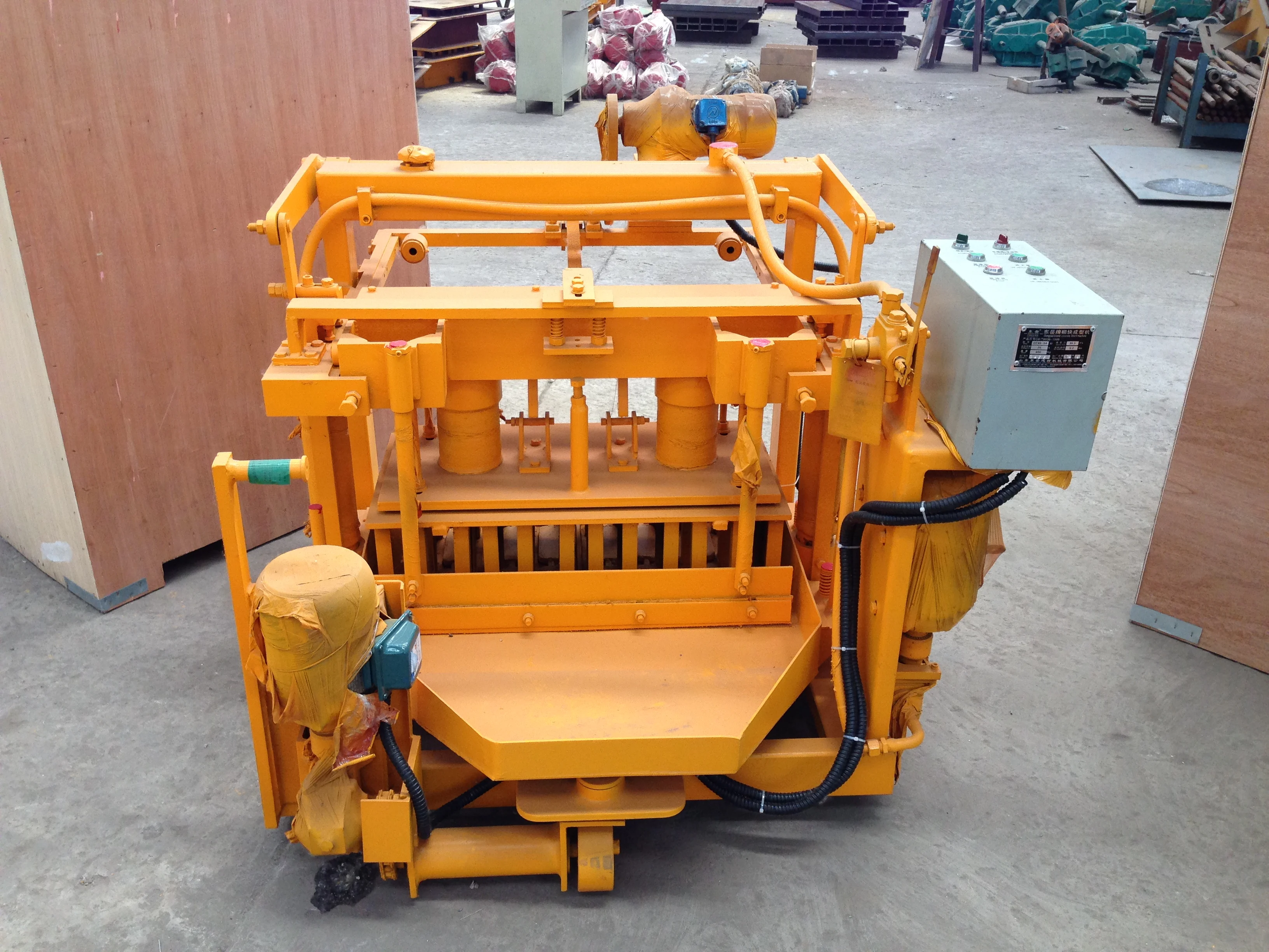 Kaidong QTM4-40 Brick Making Machine - Efficient & Durable