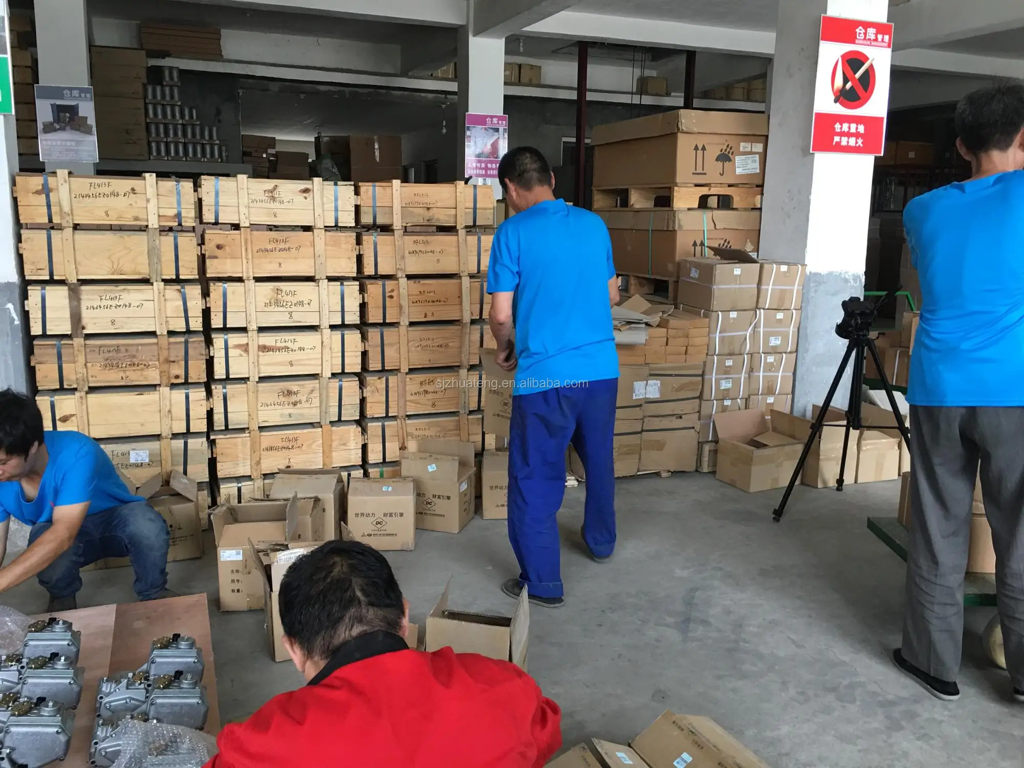 F8l413fw Fuel Injection Pump Air Cooling Diesel Engine Spare Parts 0241 ...