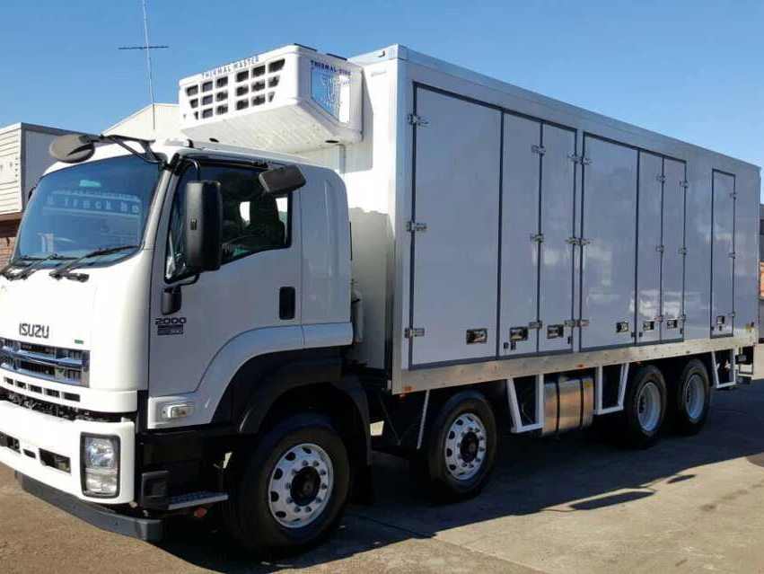 Freezer Truck Premium Refrigerated Van Freezer Box Truck 14ft Box ...