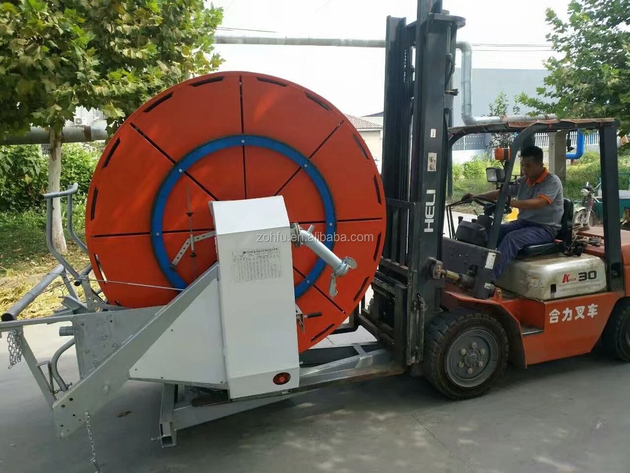 Agricultural Automatic Recovery Walking Sprinkler Irrigation Machine ...