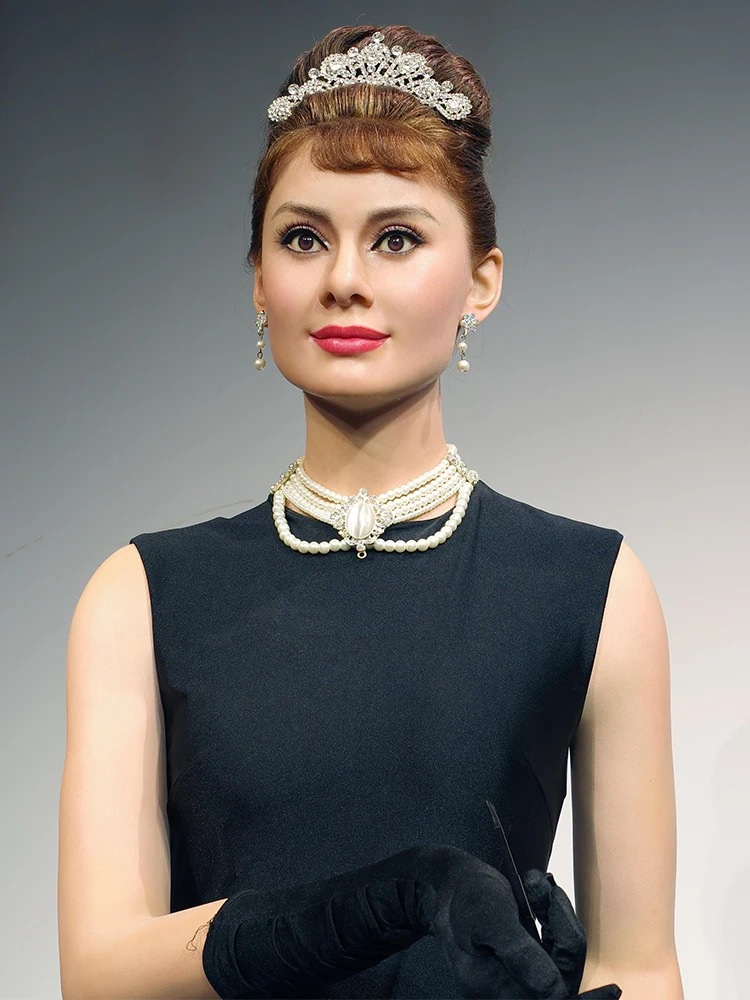 Customized Life Size Hollywood Star Silicone Figure Statue