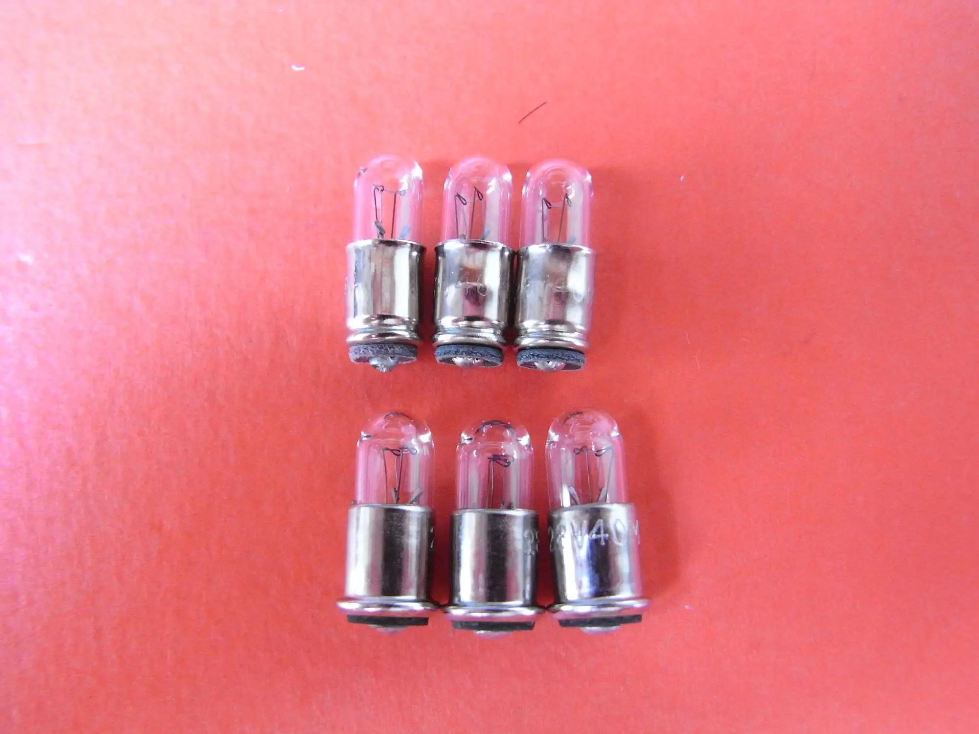 T1 3/4 Midget Flange Bulbs - 10000 Hours Lifespan & Clear Glass