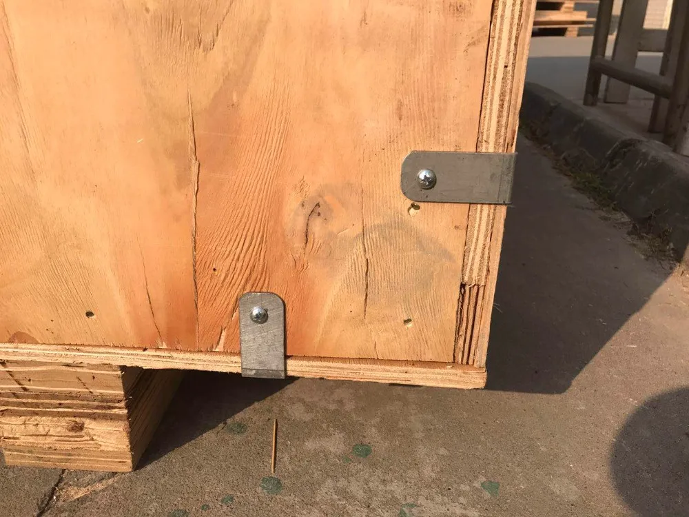 Hoppers And Exit Chutes Bucket Elevator Design / Bucket Elevator ...