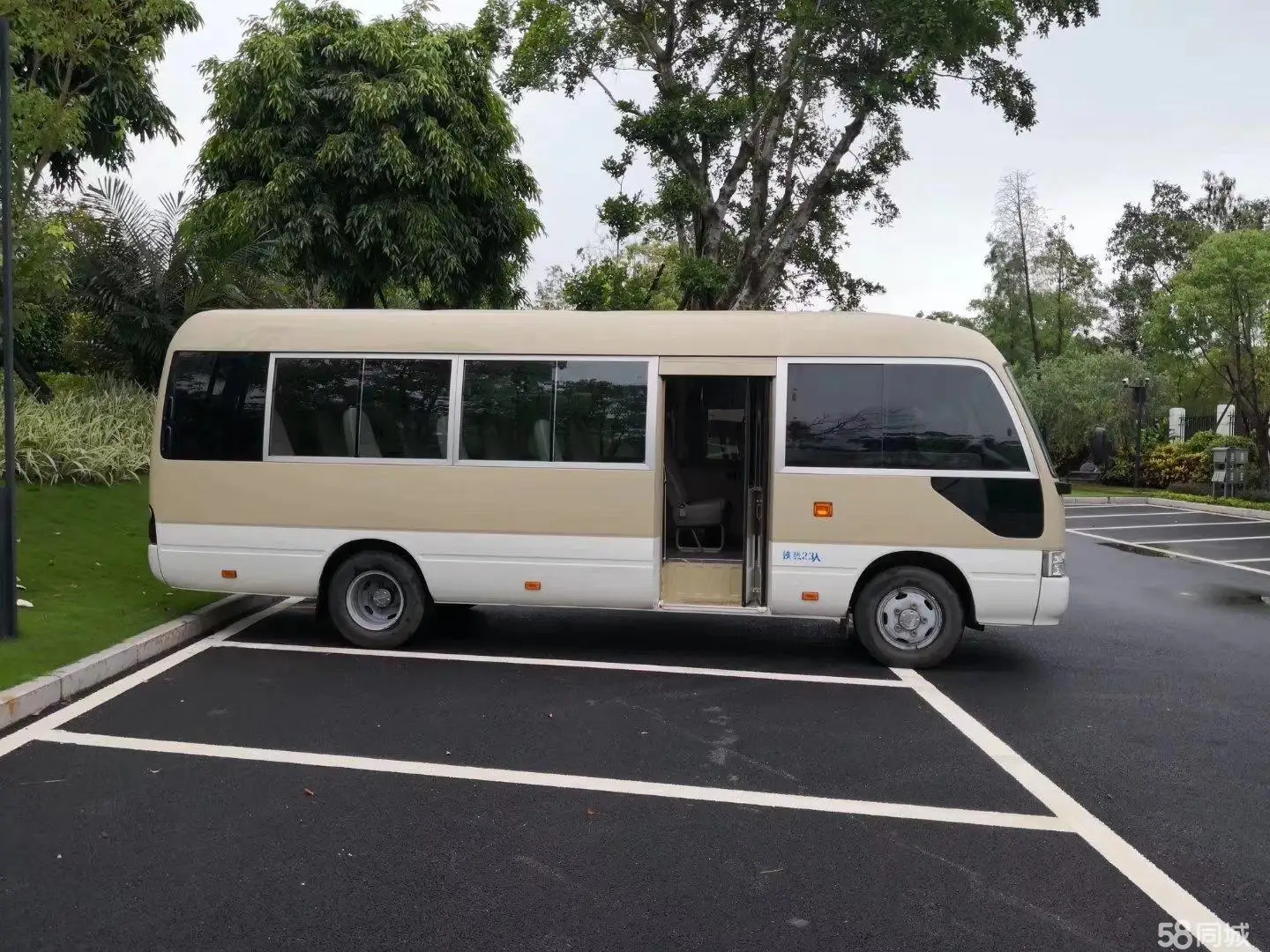 Used Japan Toyotai Coaster Bus - 30 Seats, AC, Diesel