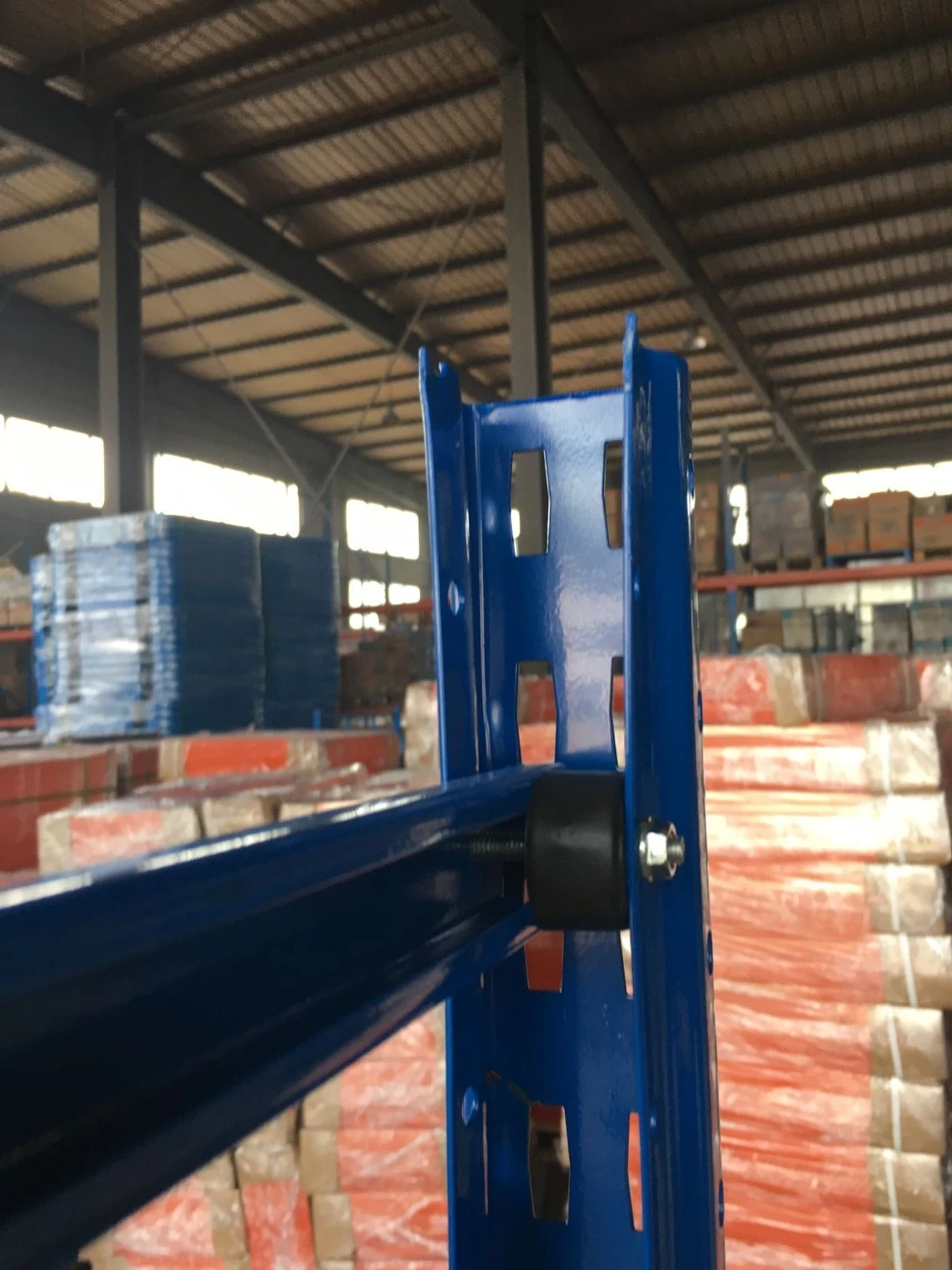 500KG Payload Q235B Steel Beam Storage Metal Warehouse Pallet Rack ...
