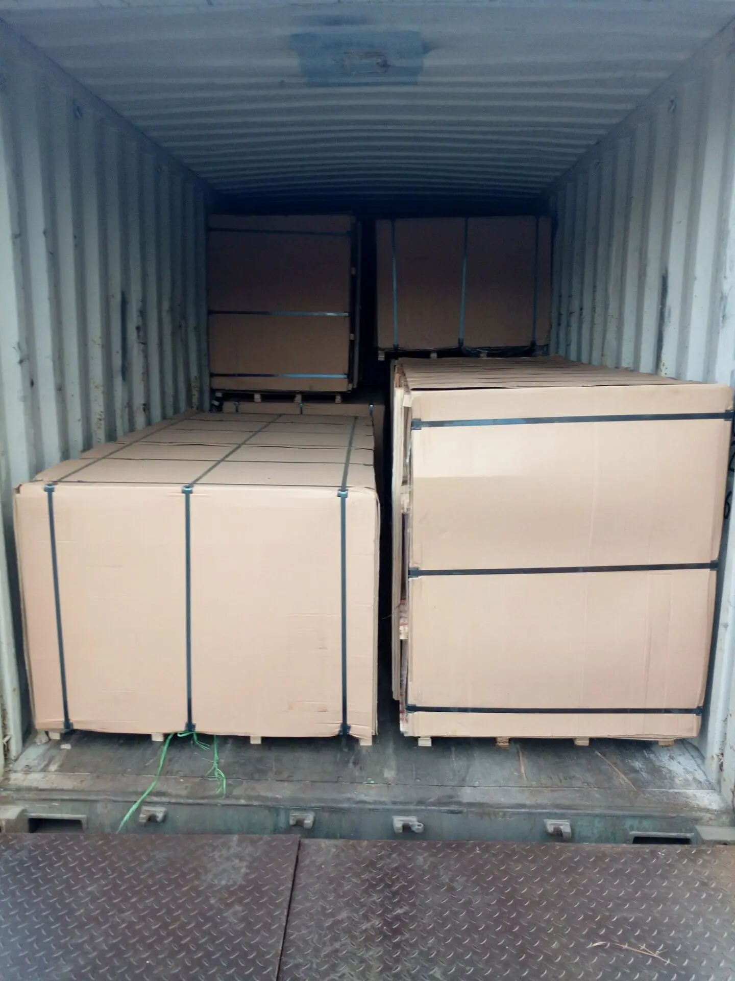 28mm Thickness 19 Or 21 Ply Board Floor Iso Dry Marine Shipping ...