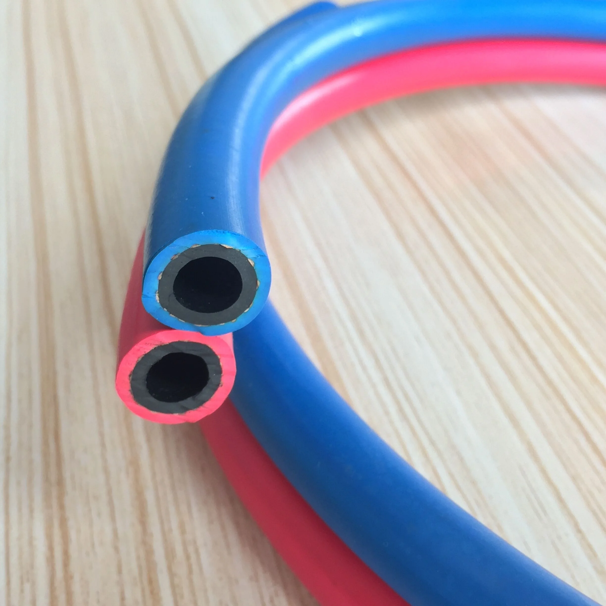 Cutting Rubber Oxygen Acetylene Twin Welding Hose Double Color Oxygen ...