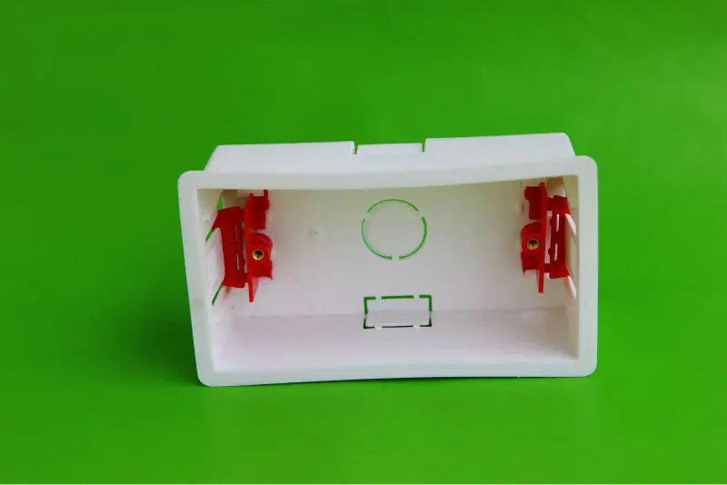 High Quality Plastic Uk Standard 35mm 47mm 2 Gang Universal Type Lining ...