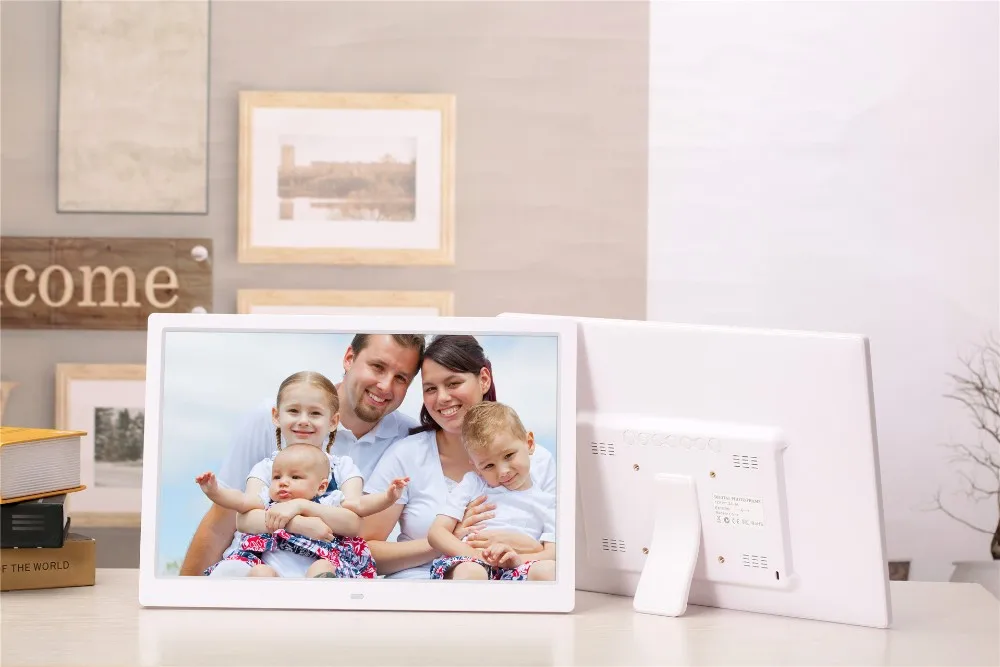 15 Inch Digital Picture Frame - Super Thin Wall Mount LED