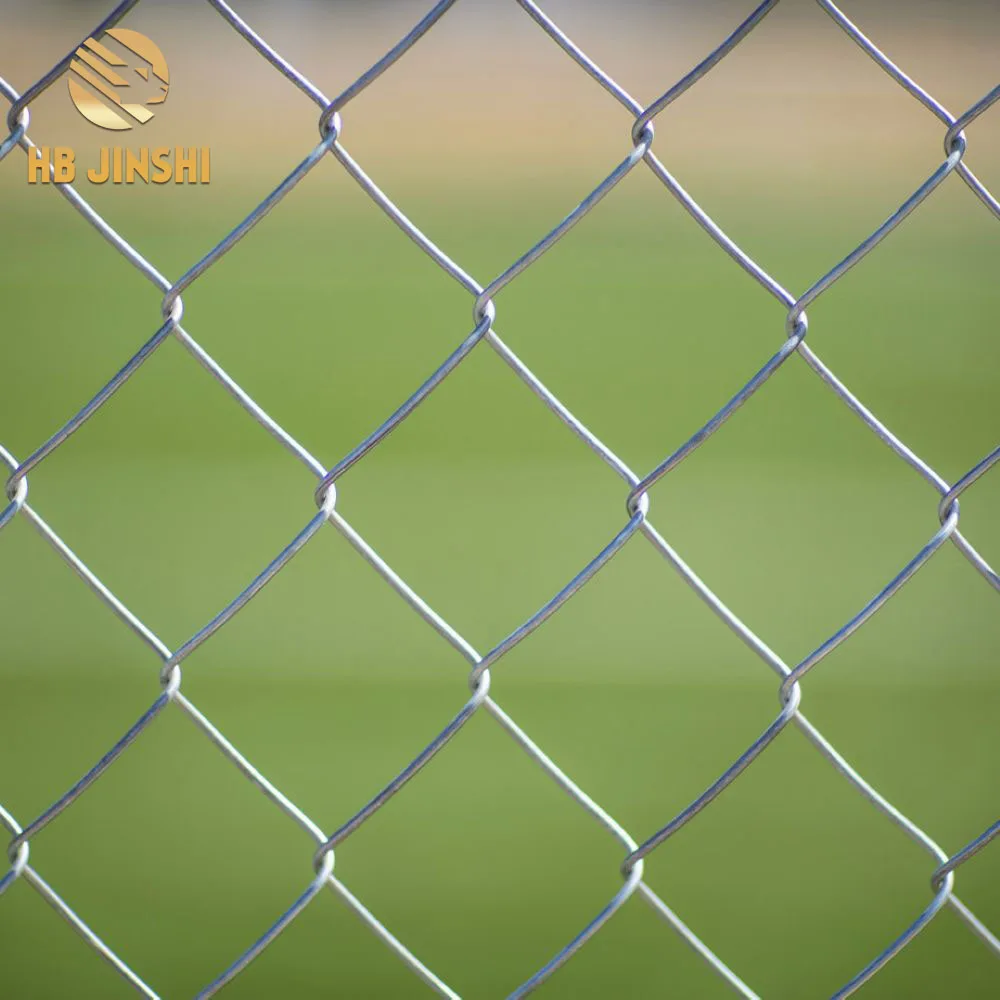 PVC Coated Diamond Shape Wire Mesh Sportsfield Fence