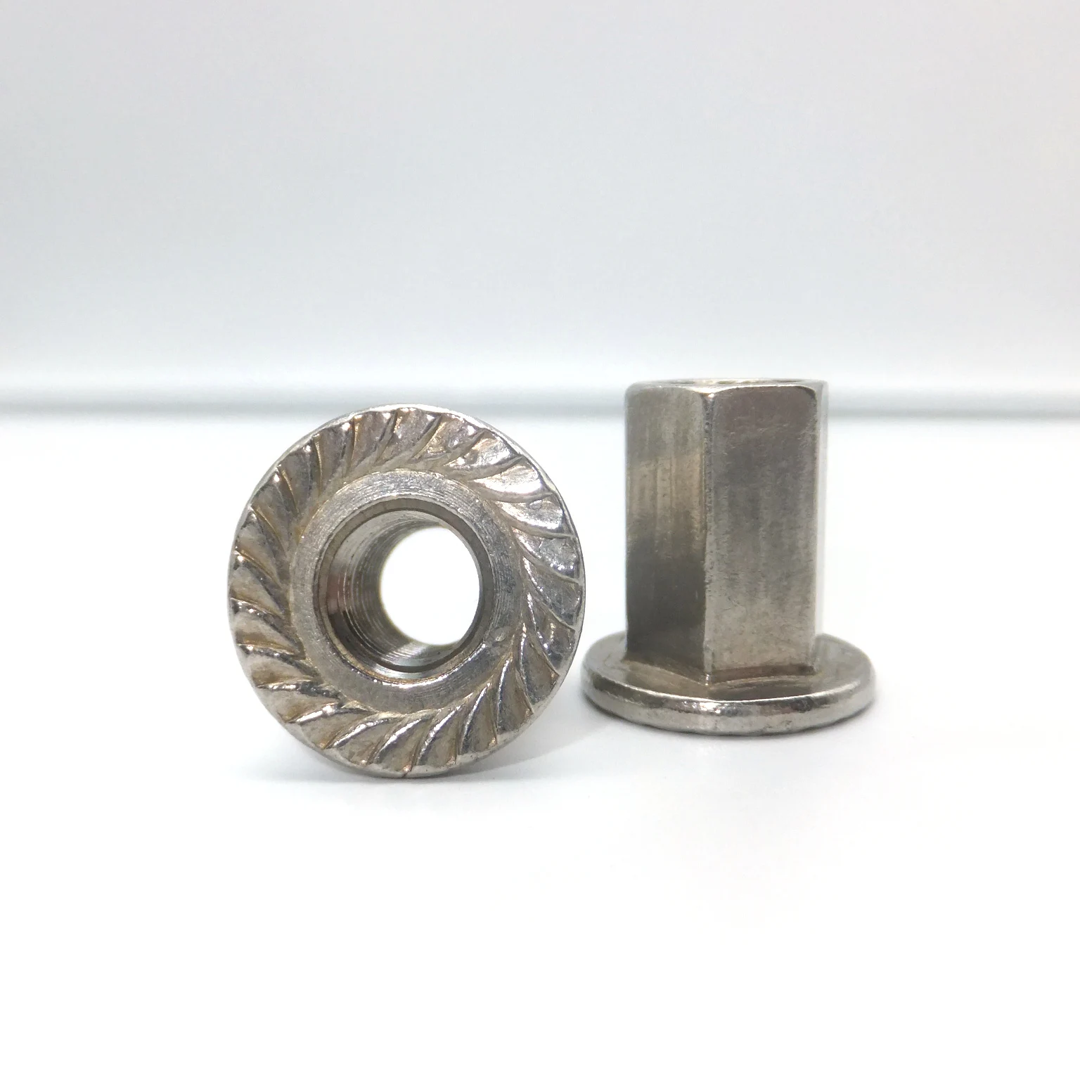 China Wholesale Metric Zinc Stainless Steel M2 M6 M8 M10 M12 M28 Hex ...