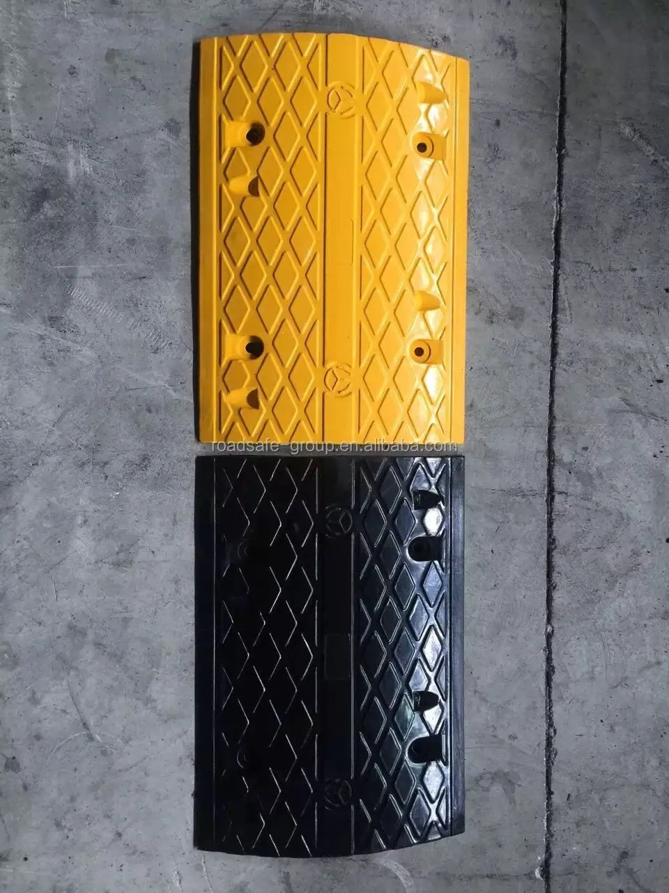 High Strength Traffic Rubber Speed Bump Price Rubber Speed Bumper - Buy ...
