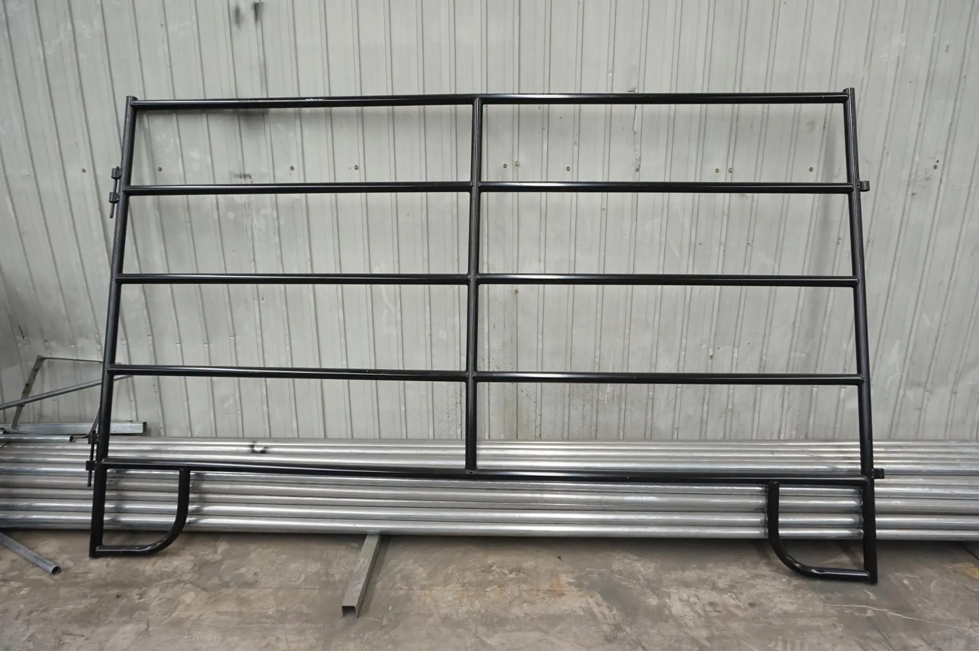Heavy-Powder Coating Horse Panel Fence Cattle Corral for Cow Sheep ...