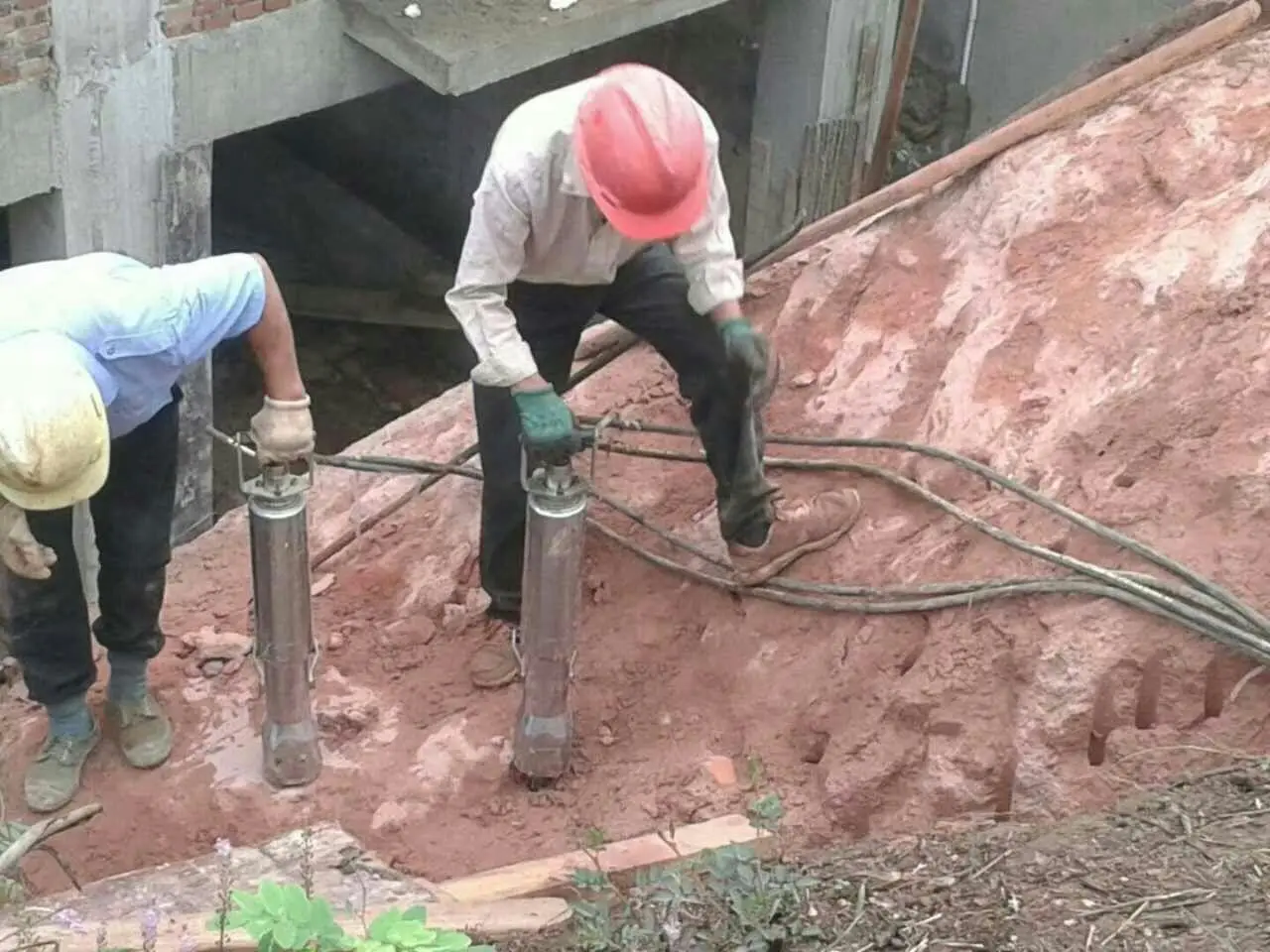 Rock Splitter,stone Splitting Wedge,darda Hydraulic Rock Splitter ...