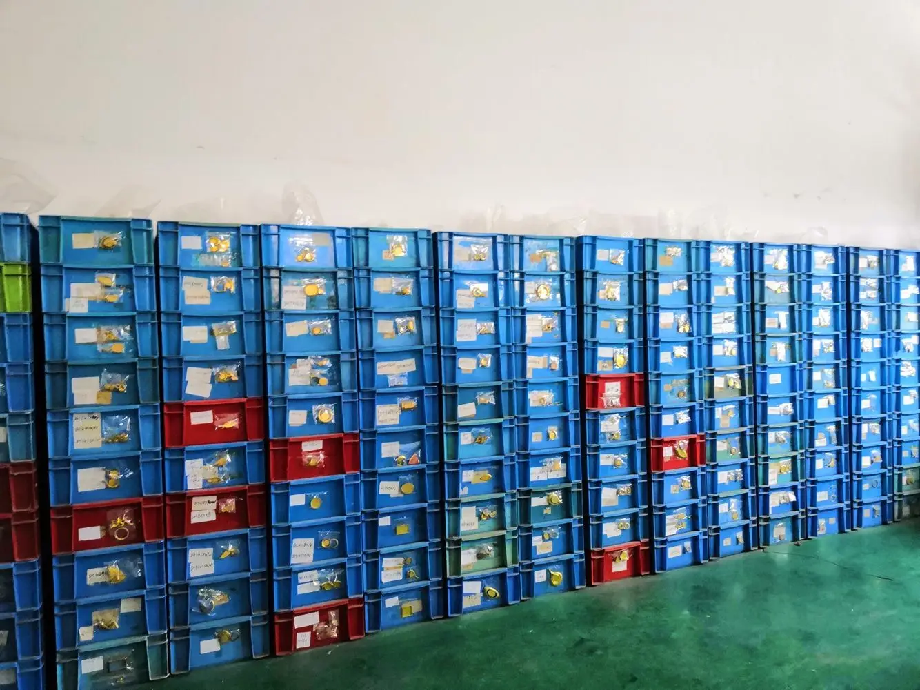 Stainless Steel Hollow Memory Circle Of Life Eternity Cremation Urn ...