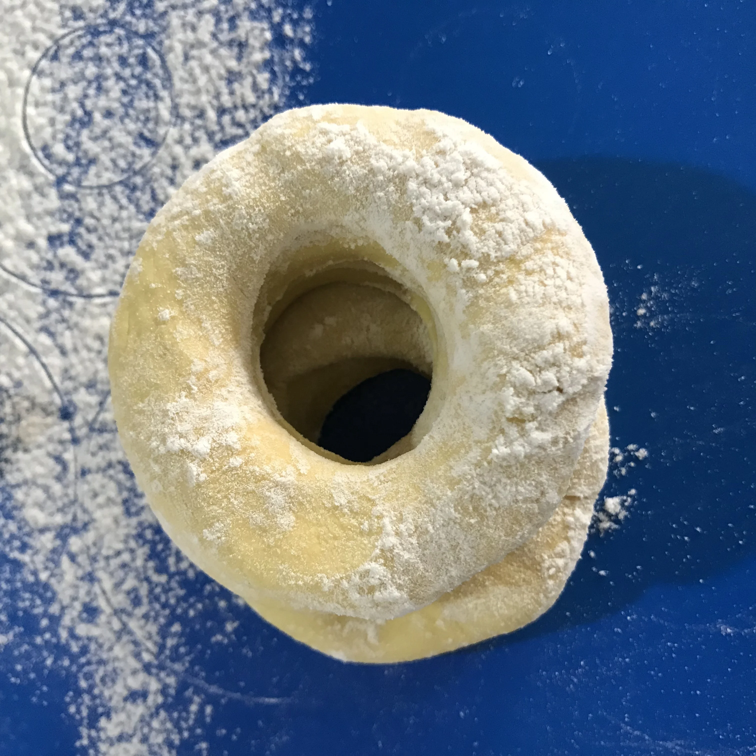 Automatic Donut Rolling Cutter Machine Multi Shape Silica Gel Mold ...
