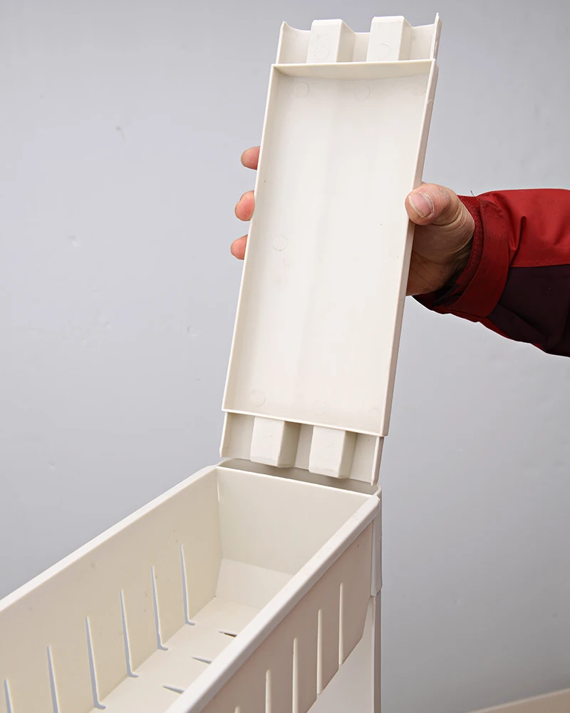 Sandwich Shelves - Efficient Storage for Kitchen Snacks