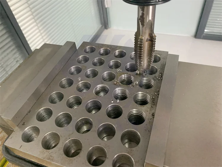 High Performance CNC Tapper Machine Nuts Thread Servo Auto Vertical ...