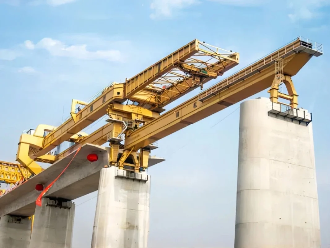 Crane Beam Launcher for Bridge Construction & Highway Bridge Erecting ...