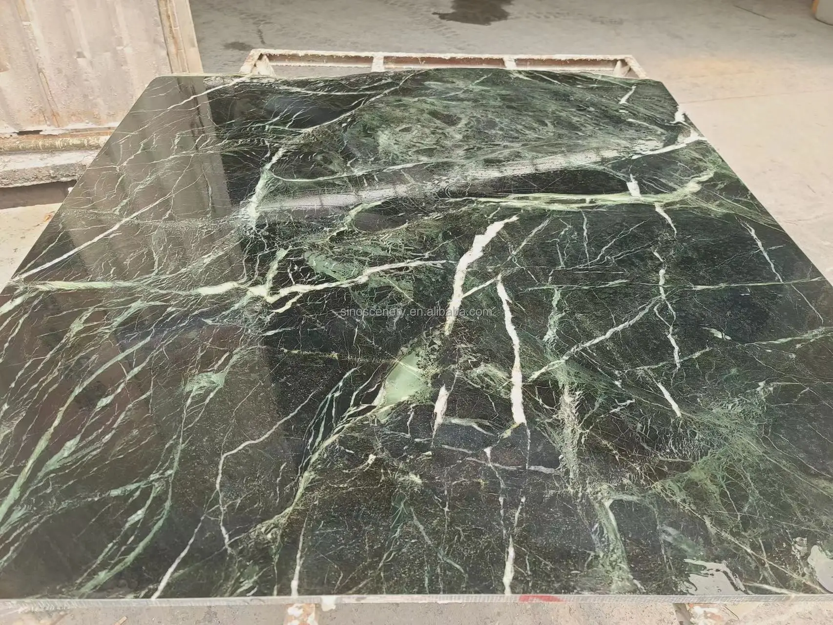 Pradas Green Marble - Durable, Eco-Friendly Polished Slabs
