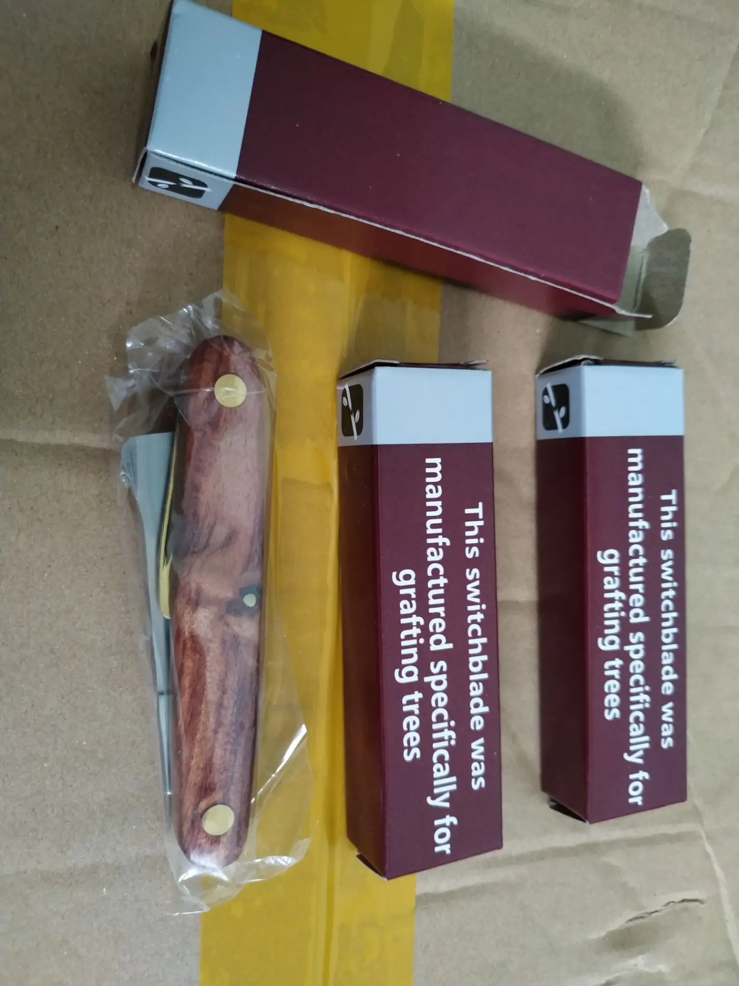 Foldable Garden Grafting Cutter - Precision Pruning Tool