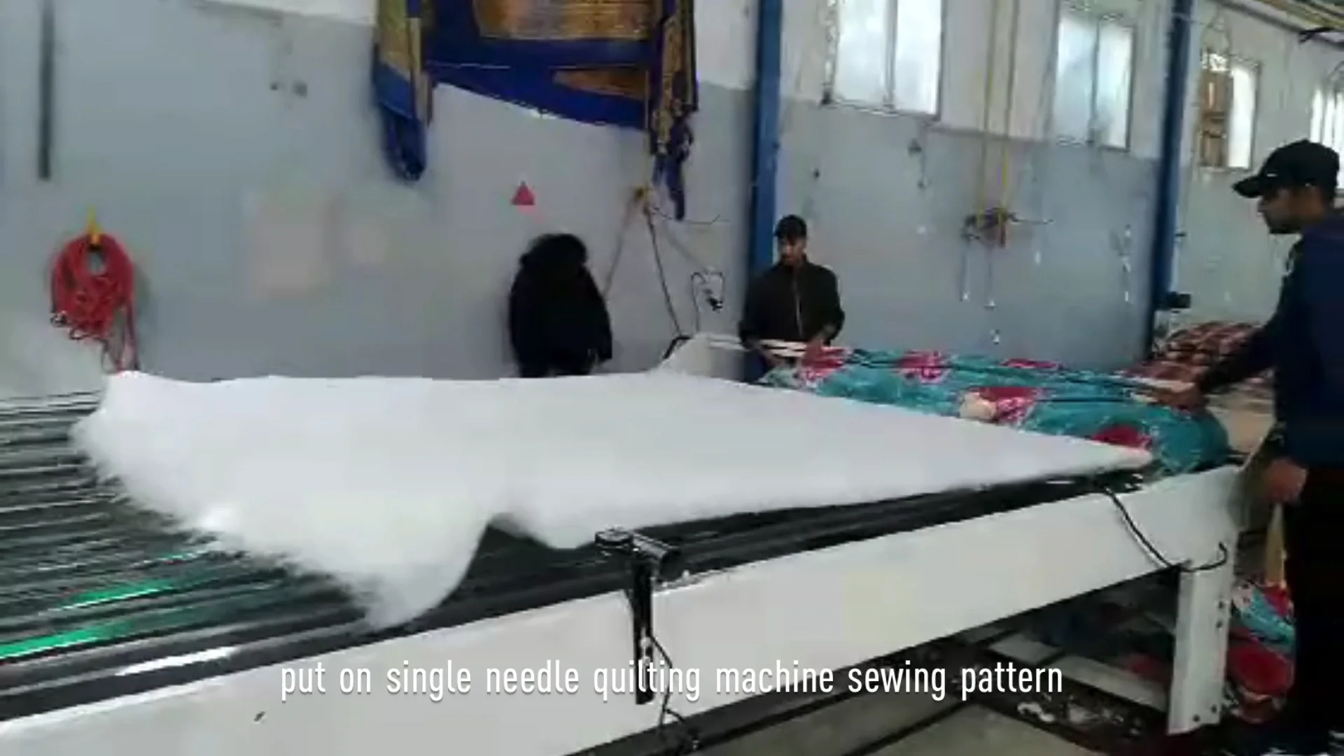 Automatic Polyester Wadding Comforter Making Machine - Buy Comforter ...