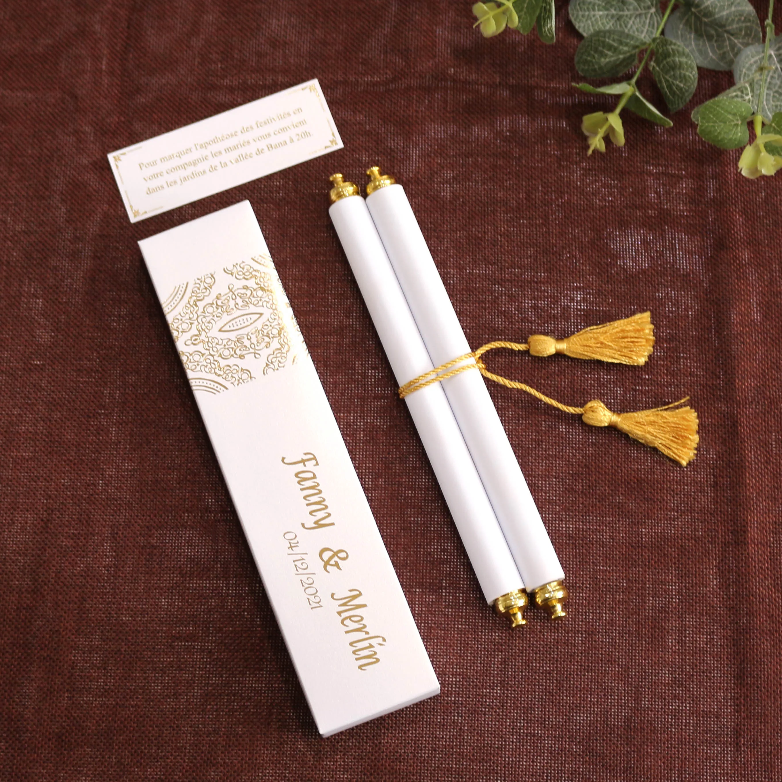 Customized Chinese Luxury Paper Scroll Wedding Invitations Cards ...