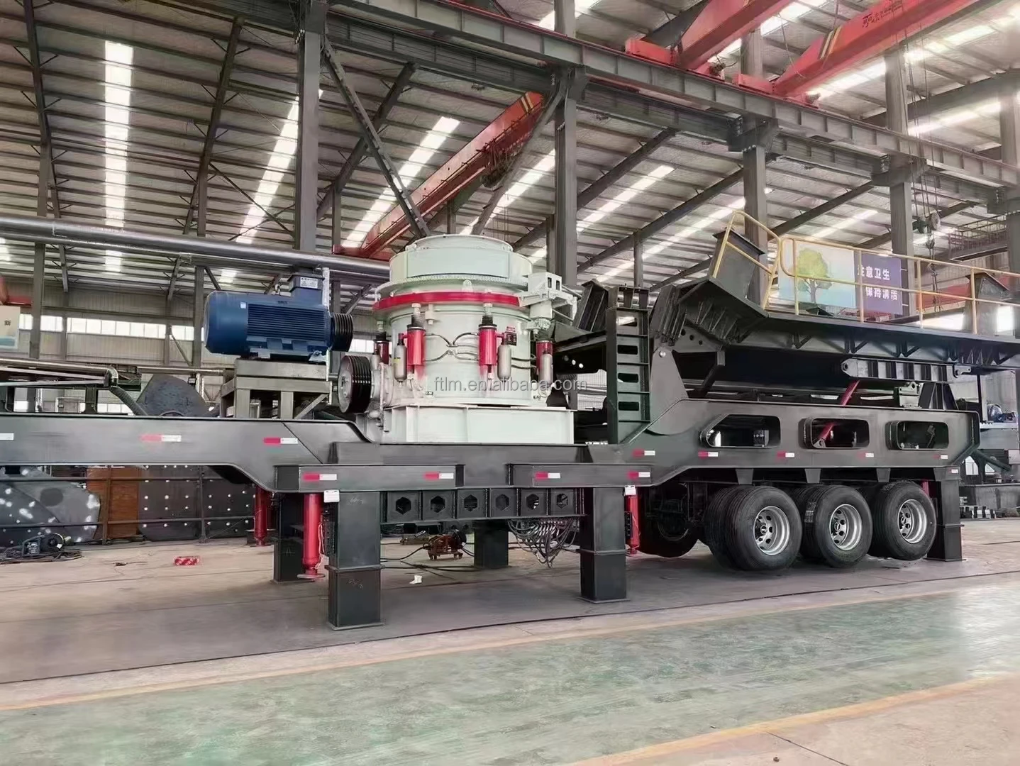 Portable Mobile Trailer Wheel Type Diesel Engine Stone Rock Jaw Crusher ...