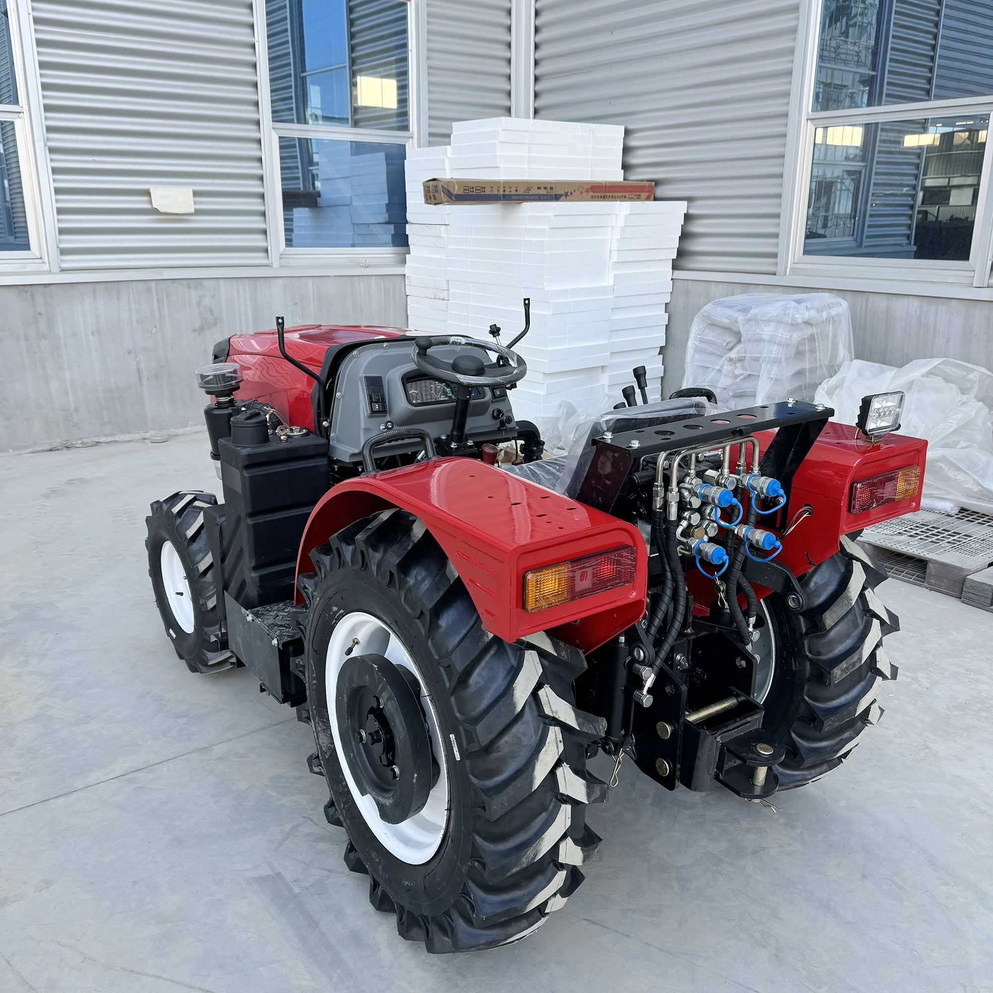 Mini Garden Tractor with 50hp - High Productivity Farming