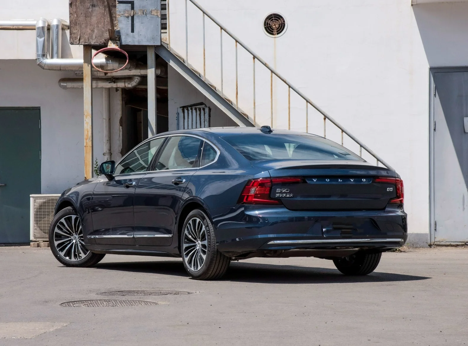 2017 Volvo S90 R-design High Speed Fast Car Good Price Geely Volvo S90 ...