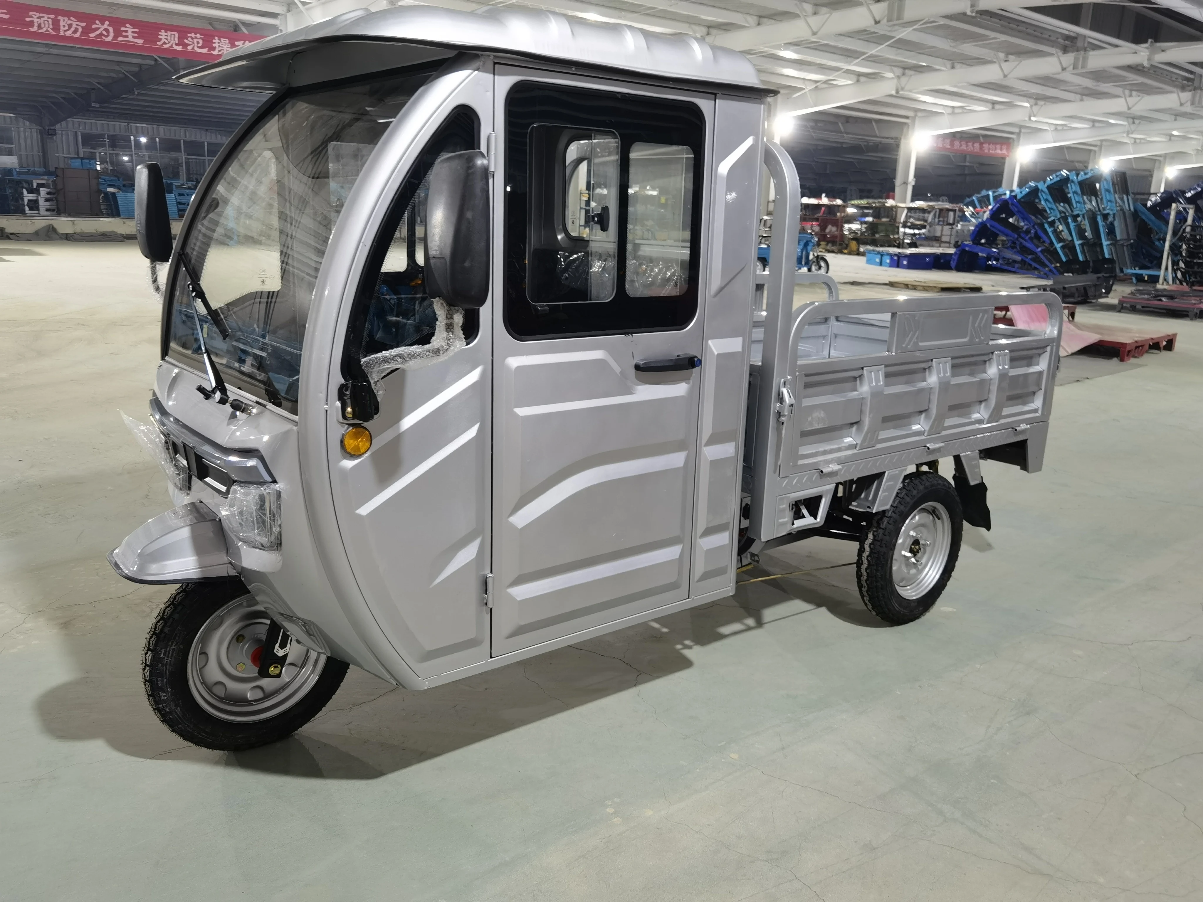 European Eec Approved Electric Cargo Tricycle 2000w 72v 52ah/58ah Lead ...
