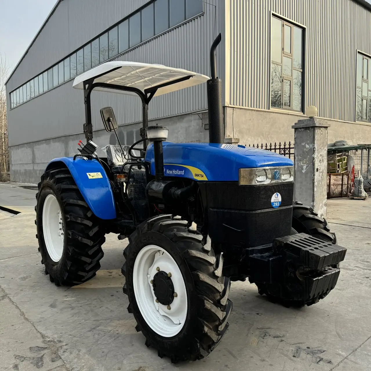 75HP Diesel Engine Tractor - Efficient 4WD Farm Vehicle
