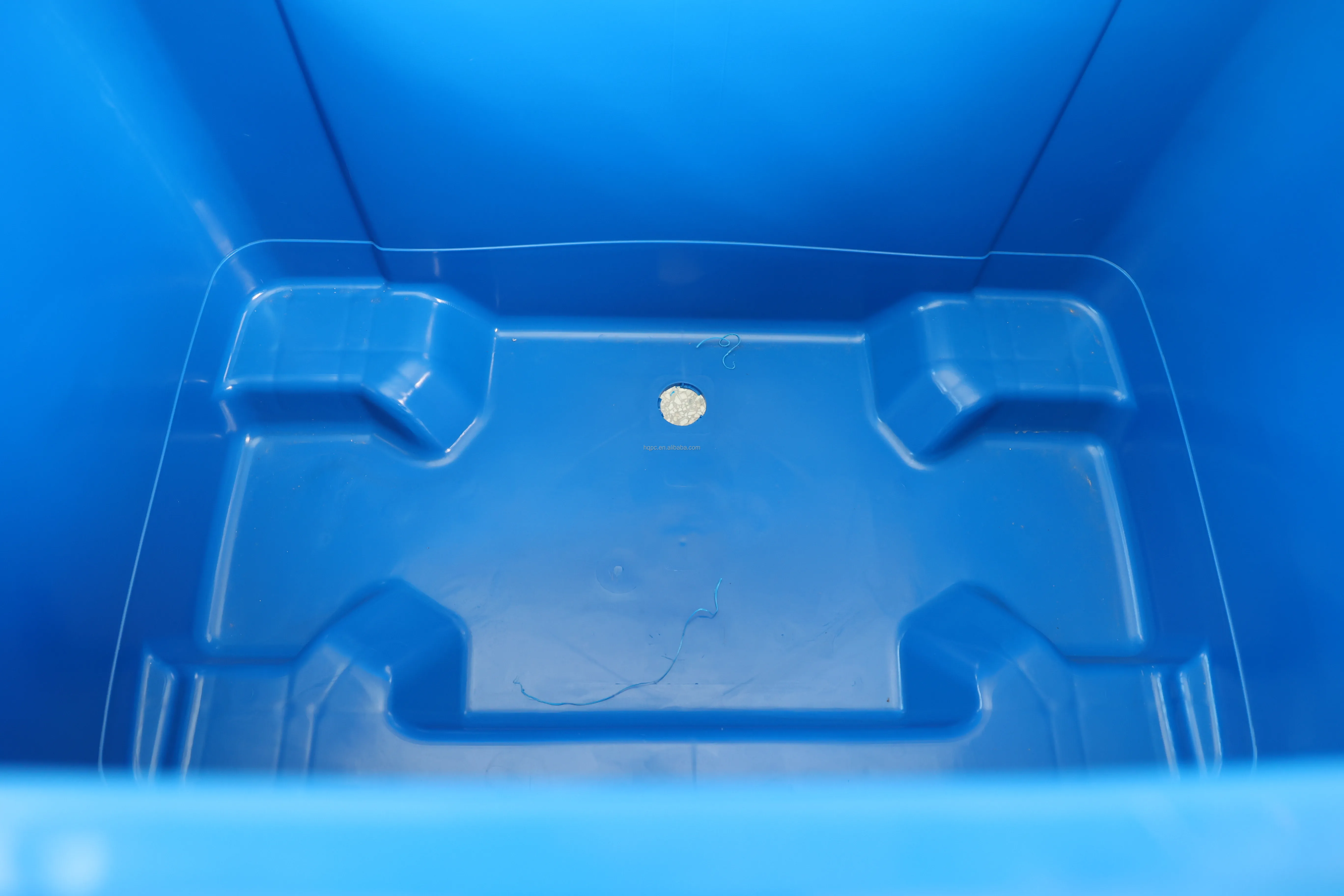 660 Liter Garbage Container with Wheels - Eco-friendly