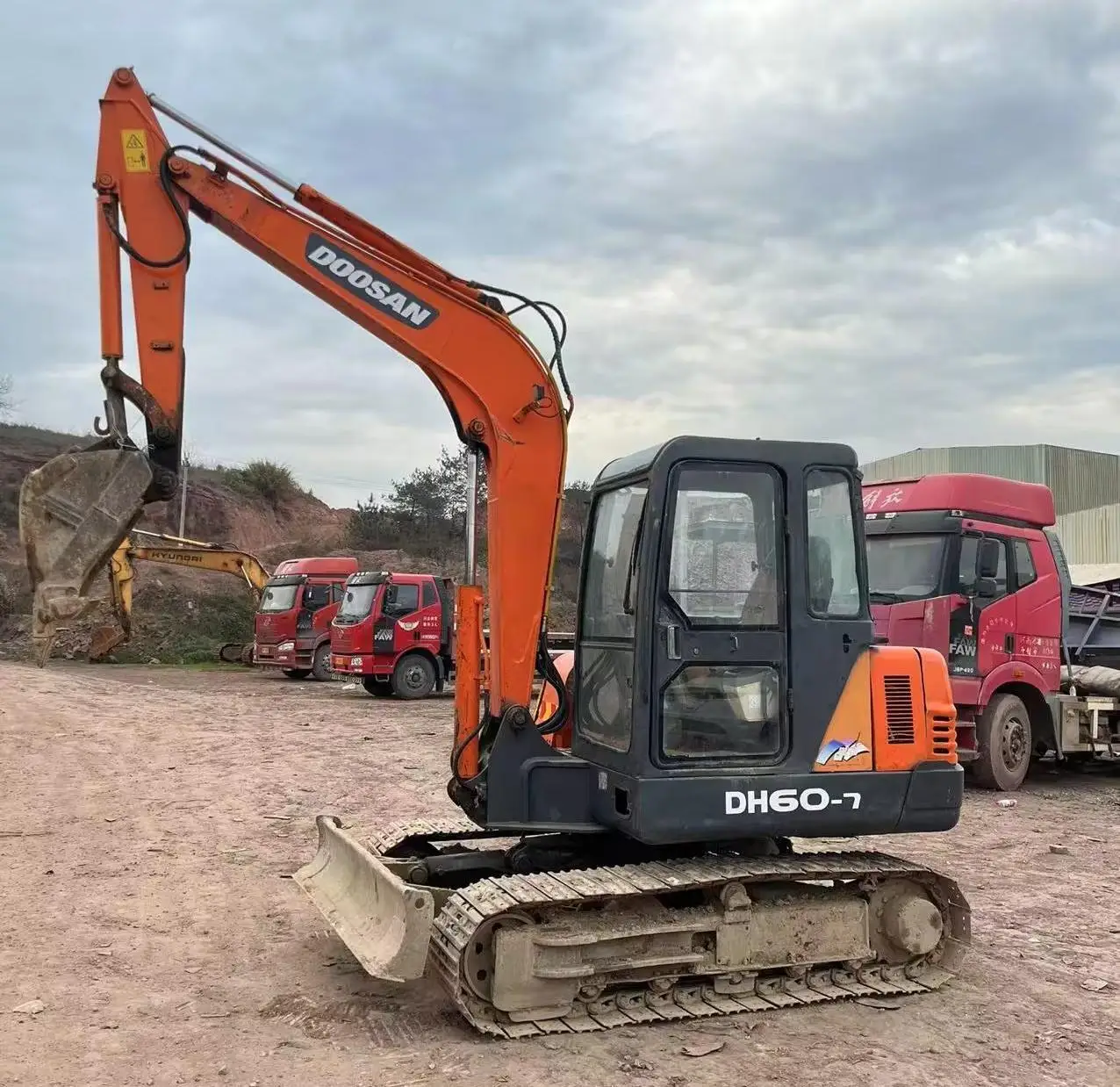 Doosan DX55 Mini Excavator - High Efficiency & Versatility