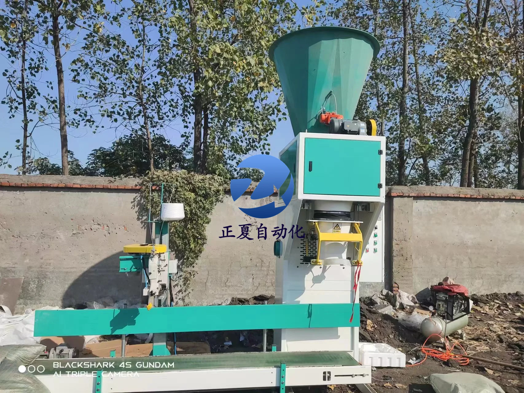 Gravel Stone Bagging Machine 5kg 10kg 25kg 50kg Animal Feed Limestone ...