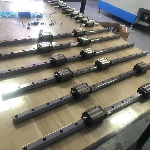 Roller Type Linear Motion Guide Slide Block Roller Sliding Block - Buy ...