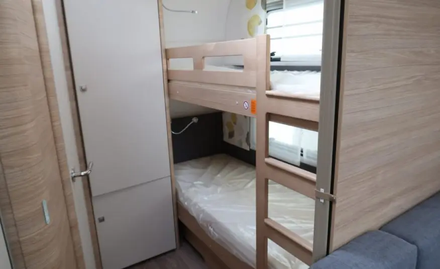 Customized Travel Trailers Camping Car Off Road Trailer RV Caravan Van ...