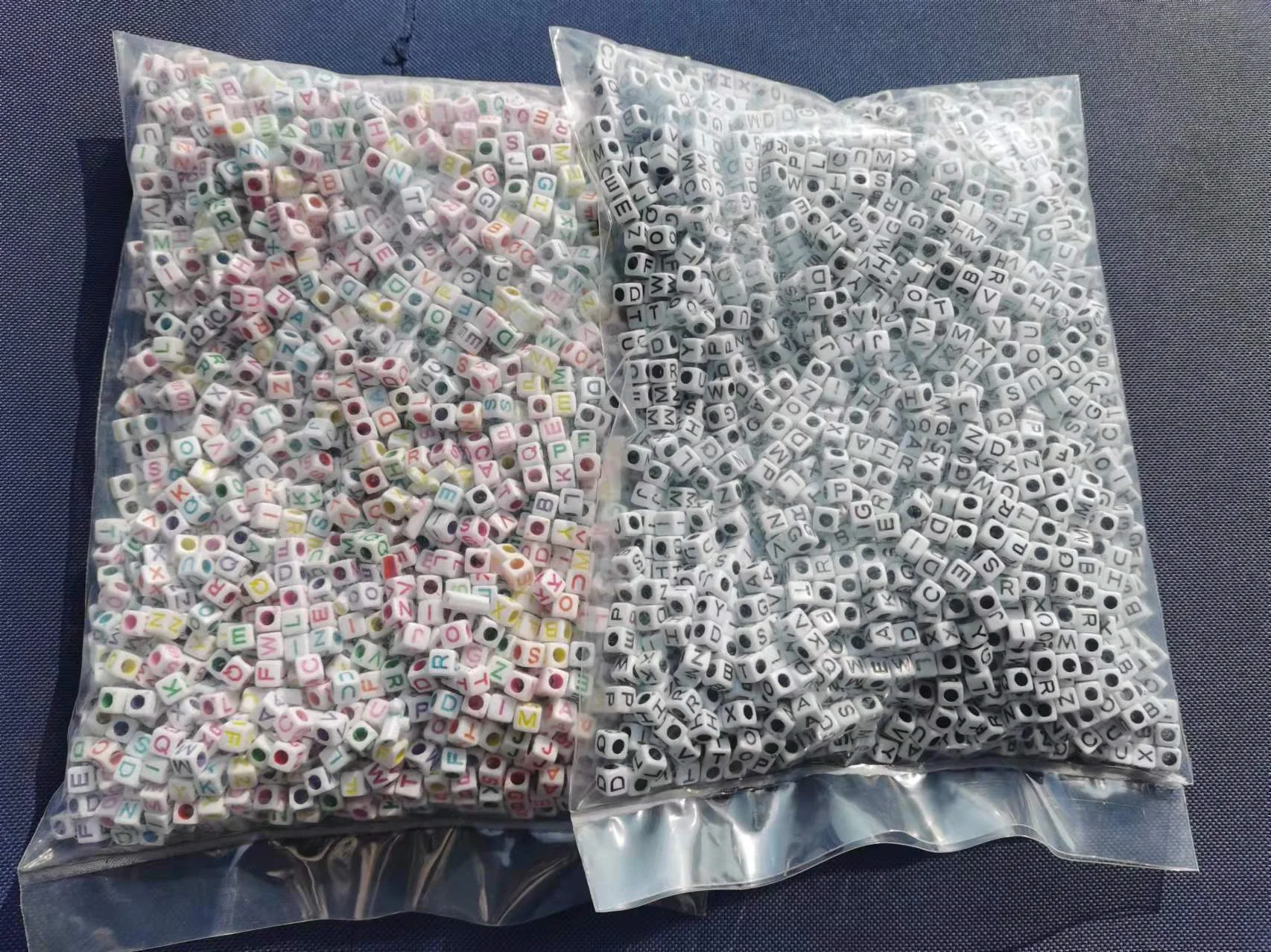 Wholesaler 5*5 Mm Fashion Acrylic Square Alphabet Beads Black Number ...