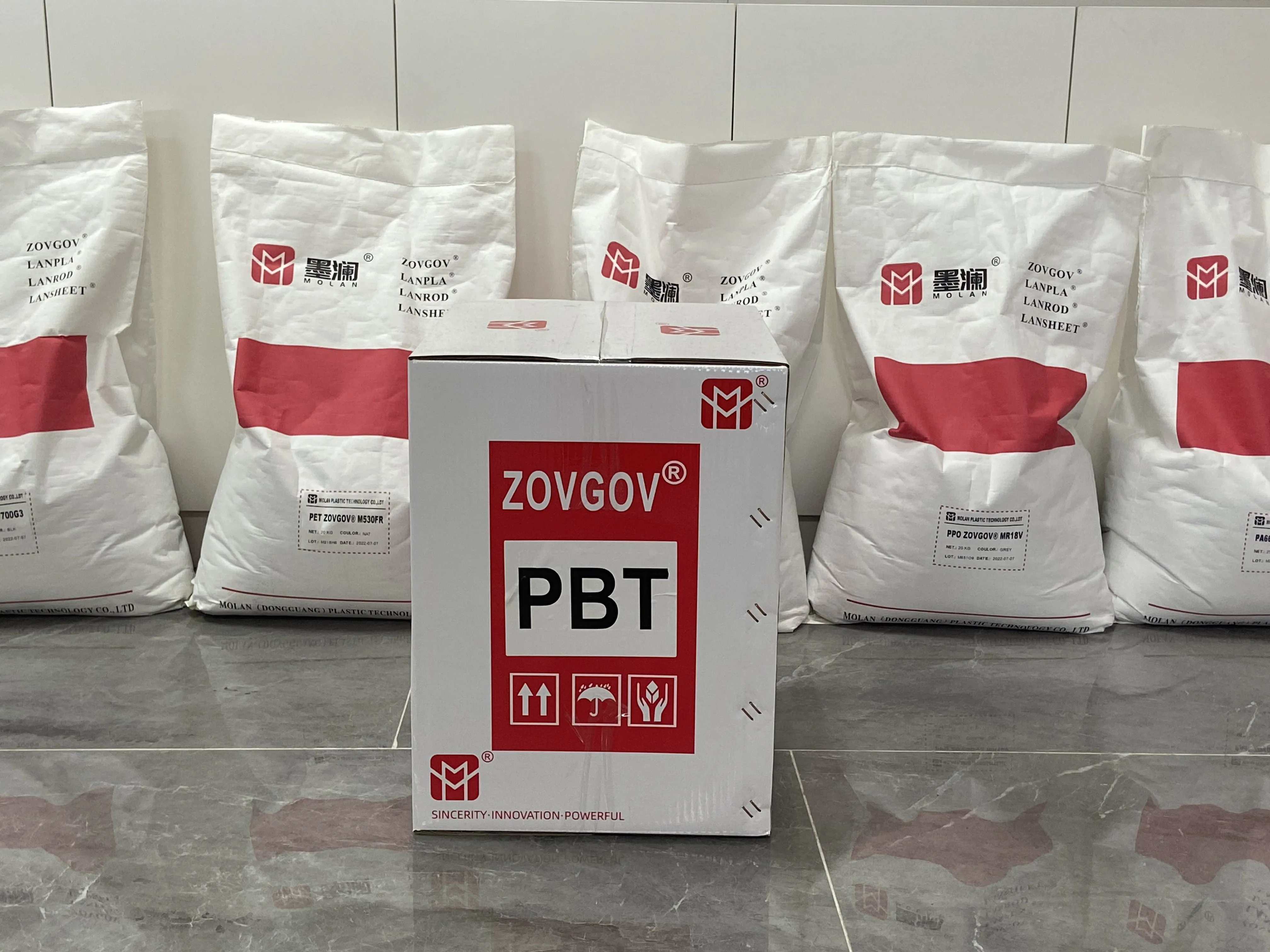 Molan Plastic Expert Delphi PBT Granules Pellets Polybutylene ...