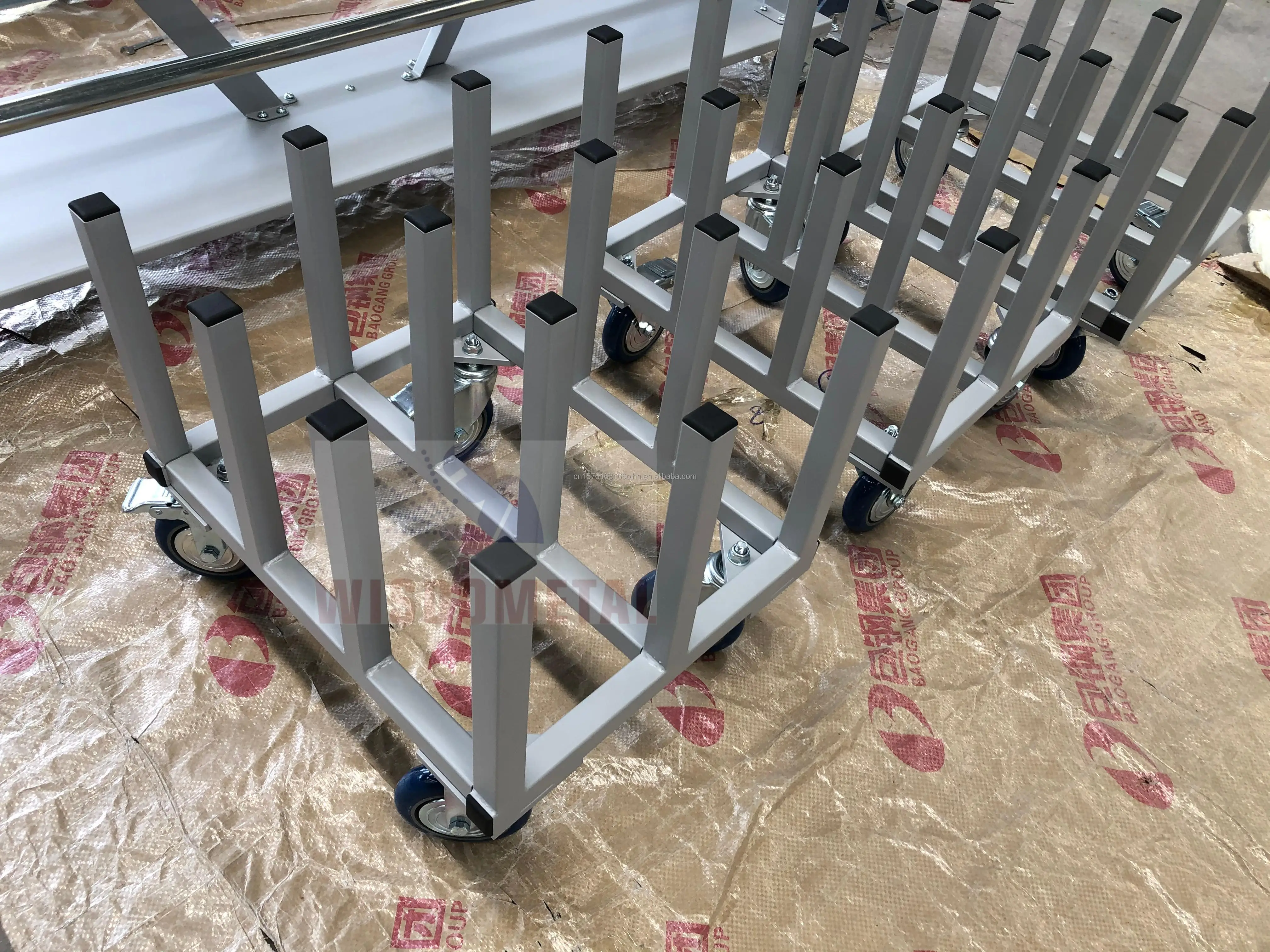 OEM Fabric Vinyl Roll Stand 360 Caster Durable and Stable Metal Vinyl ...