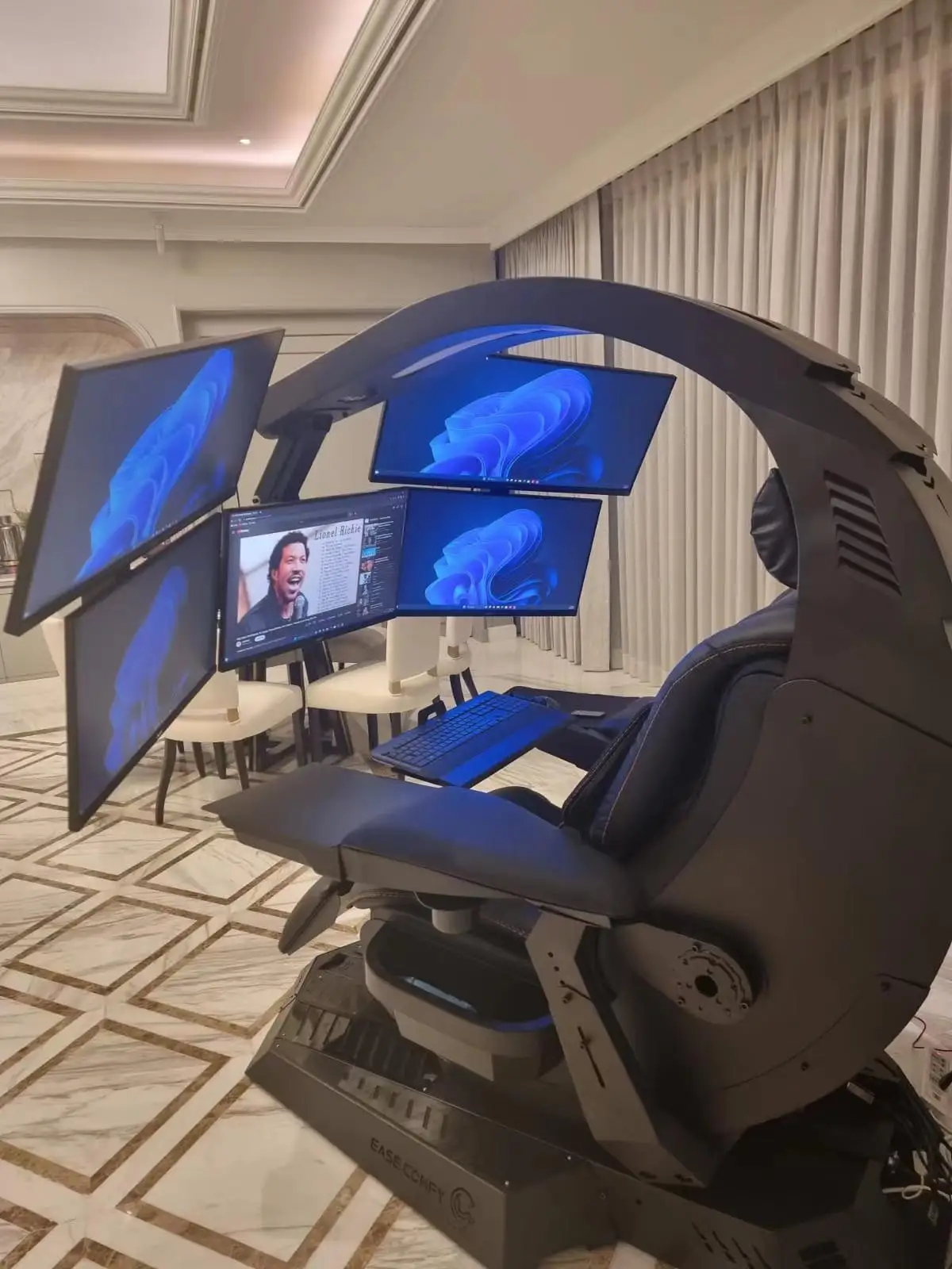 CLUVENS Manticore Home Office Gaming Rig - Ergonomic Comfort