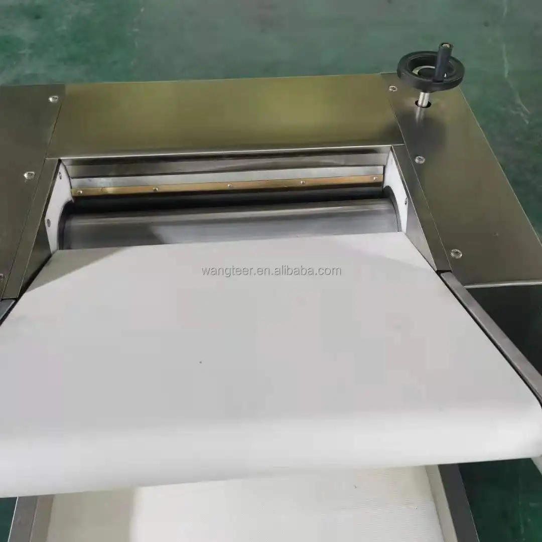 Automatic 900kg/H 304 Food Grade Stainless Steel Sheeter Dough Roller ...
