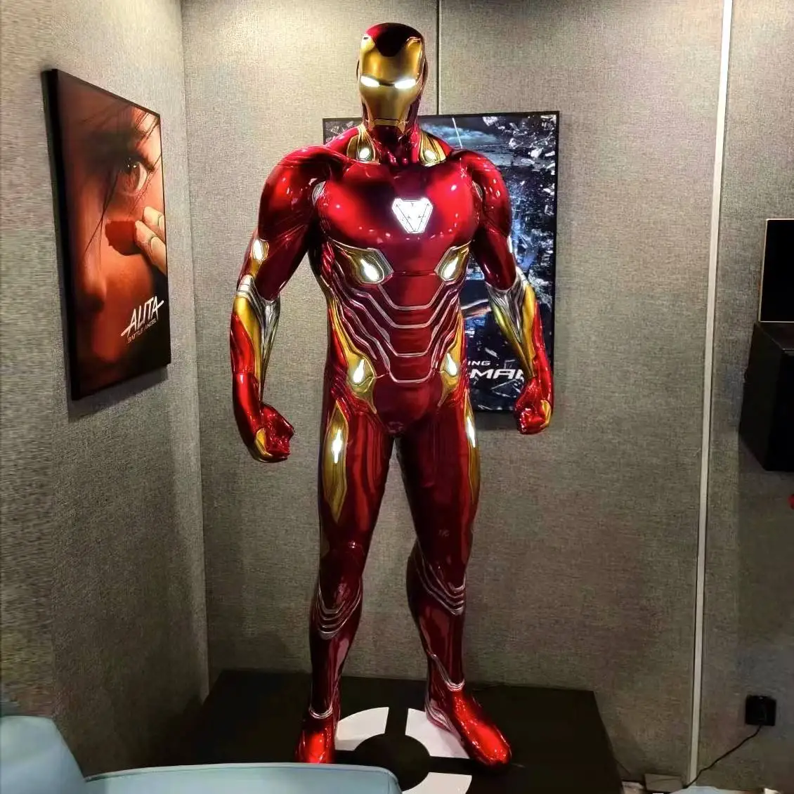 Custom Iron Man Figurine Sculpture for Home Decoration & Gifts - Custom ...