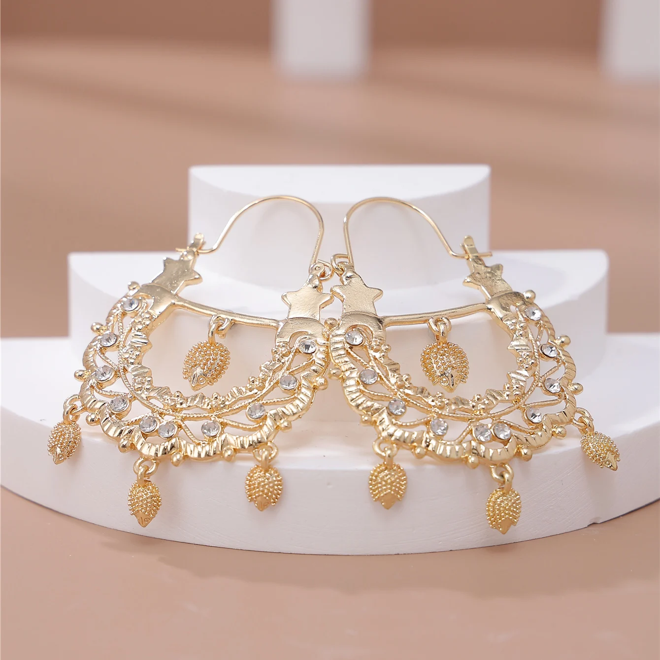Arabic style gold earrings store