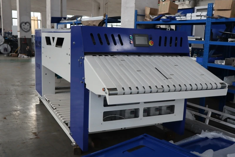 HOOP Bath Towel Folding Machine - Efficient Laundry Solutions